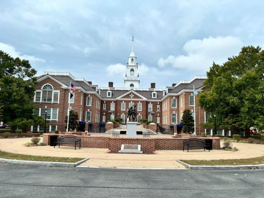 Delaware State Capitol: U.S. Capitols Challenge - Mind Set On Travel