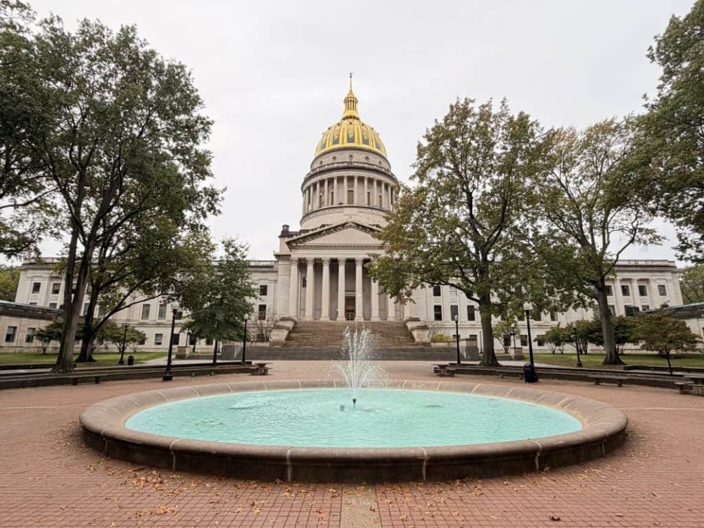 West Virginia State Capitol: U.S. Capitols Challenge - Mind Set On Travel